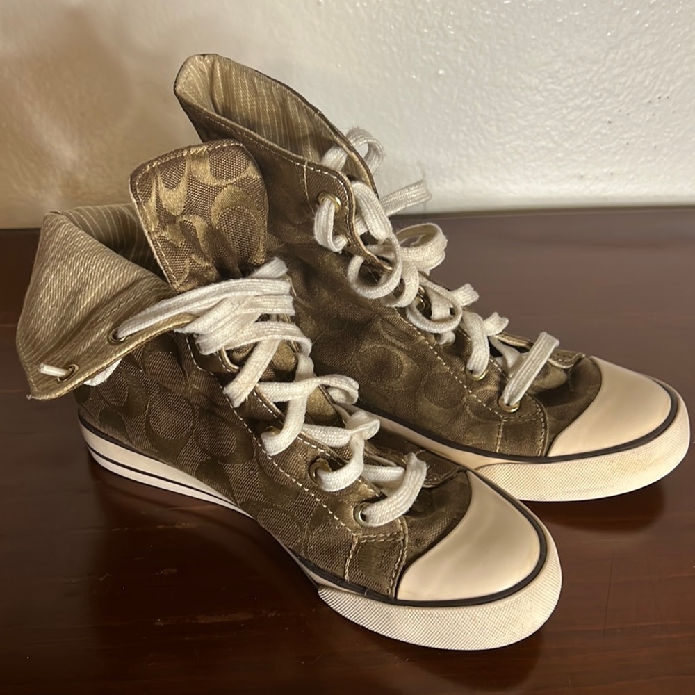 Coach Signature High Top Sneakers. Tan With Striped L… - Gem